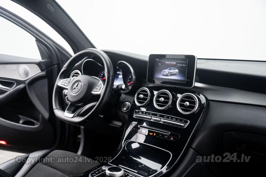 Black Mercedes-Benz GLC-Class 2017 in Tallinn, with an engine capacity of 2.00 L and mileage of 198 thousand km for 24999 €, photo 12 on AUTOMOTO.COM.LV