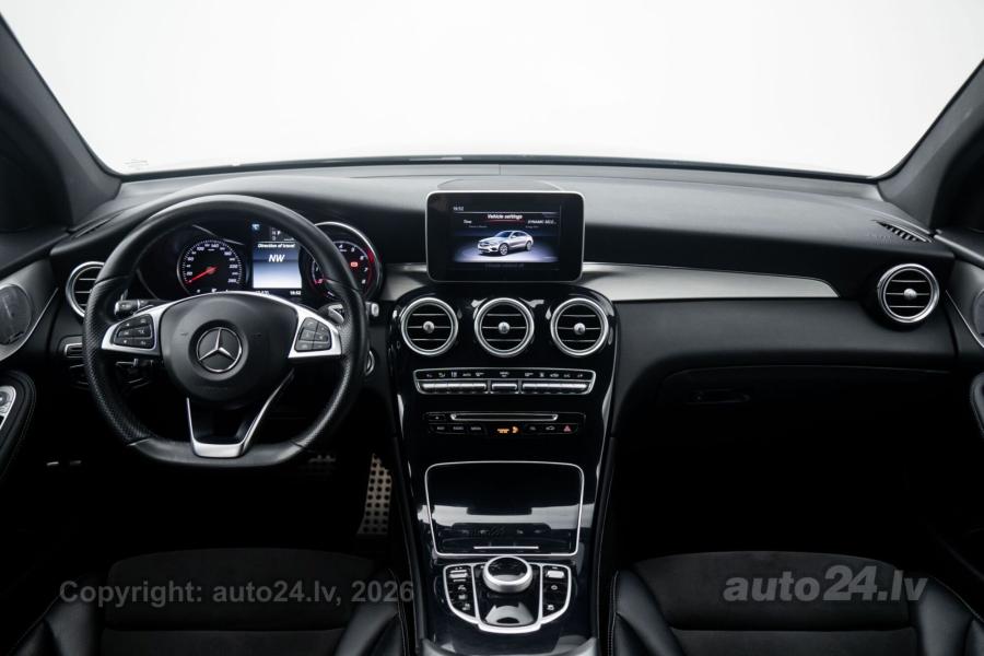 Black Mercedes-Benz GLC-Class 2017 in Tallinn, with an engine capacity of 2.00 L and mileage of 198 thousand km for 24999 €, photo 13 on AUTOMOTO.COM.LV
