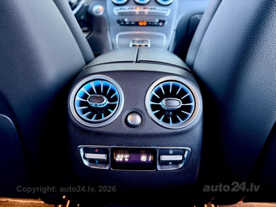 Melns Mercedes-Benz GLC-Class 2018 Tallina, ar dzinēja tilpumu 4.00 L un nobraukumu 128 tūkst. km par 52000 €, foto 19 vietnē AUTOMOTO.COM.LV