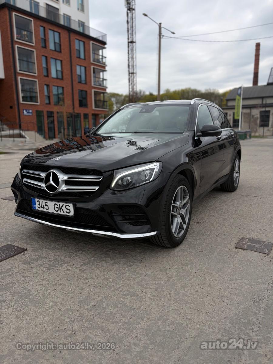 Melns Mercedes-Benz GLC-Class 2018 Tallina, ar dzinēja tilpumu 3.00 L un nobraukumu 168 tūkst. km par 28500 €, foto 1 vietnē AUTOMOTO.COM.LV