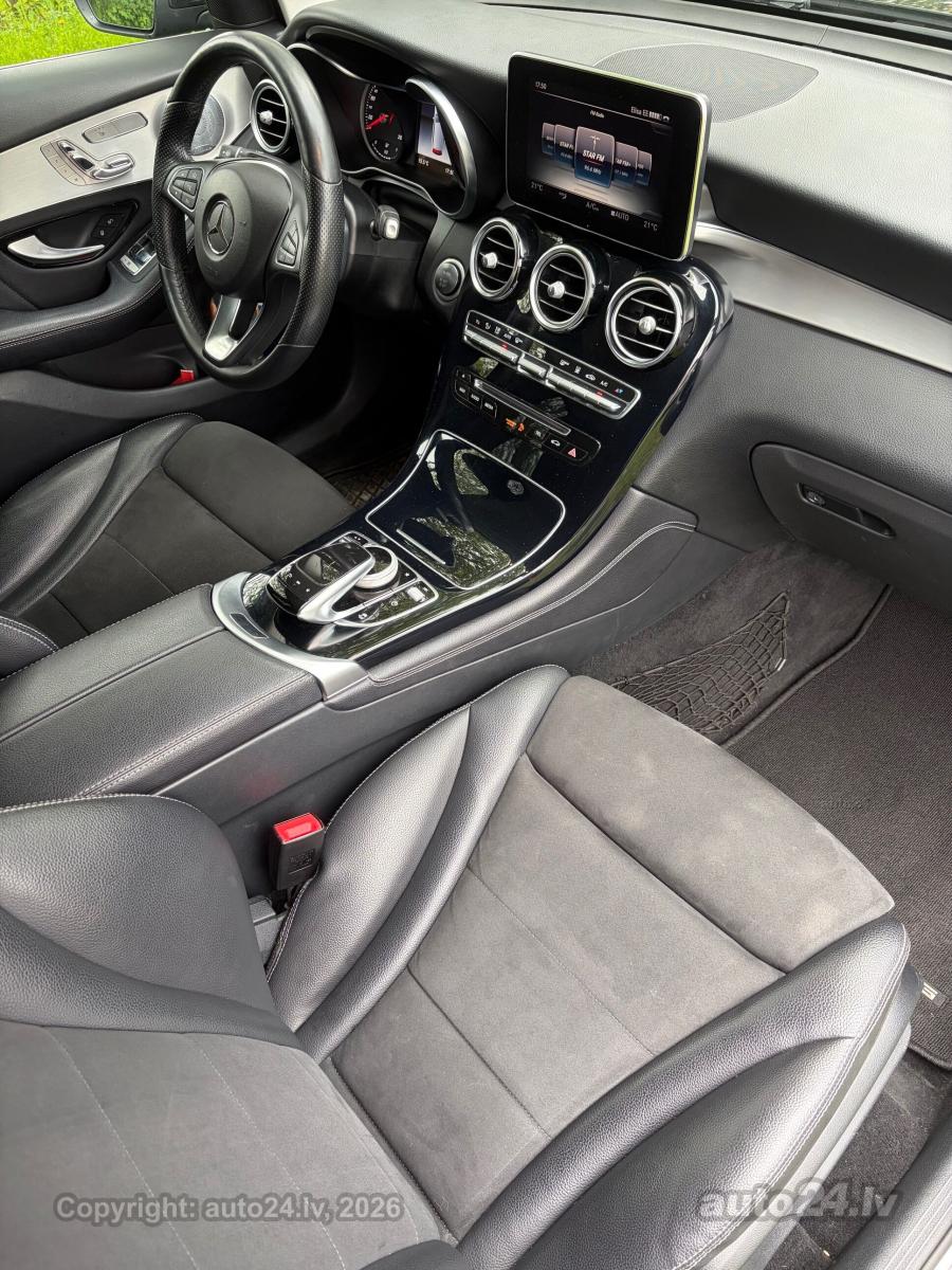 Melns Mercedes-Benz GLC-Class 2018 Tallina, ar dzinēja tilpumu 3.00 L un nobraukumu 168 tūkst. km par 28500 €, foto 12 vietnē AUTOMOTO.COM.LV