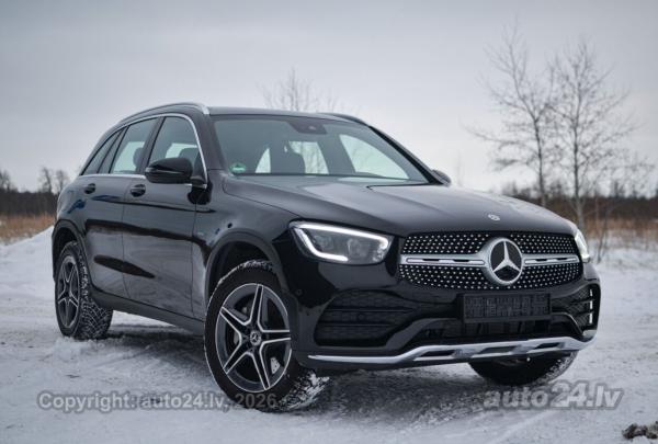 Black Mercedes-Benz GLC-Class 2020 in Tallinn, with an engine capacity of 2.00 L and mileage of 54 thousand km for 37900 €, photo 3 on AUTOMOTO.COM.LV