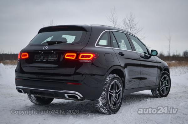 Black Mercedes-Benz GLC-Class 2020 in Tallinn, with an engine capacity of 2.00 L and mileage of 54 thousand km for 37900 €, photo 5 on AUTOMOTO.COM.LV