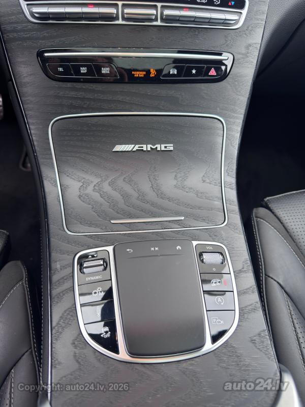Melns Mercedes-Benz GLC-Class 2020 Tallina, ar dzinēja tilpumu 4.00 L un nobraukumu 126 tūkst. km par 61900 €, foto 7 vietnē AUTOMOTO.COM.LV