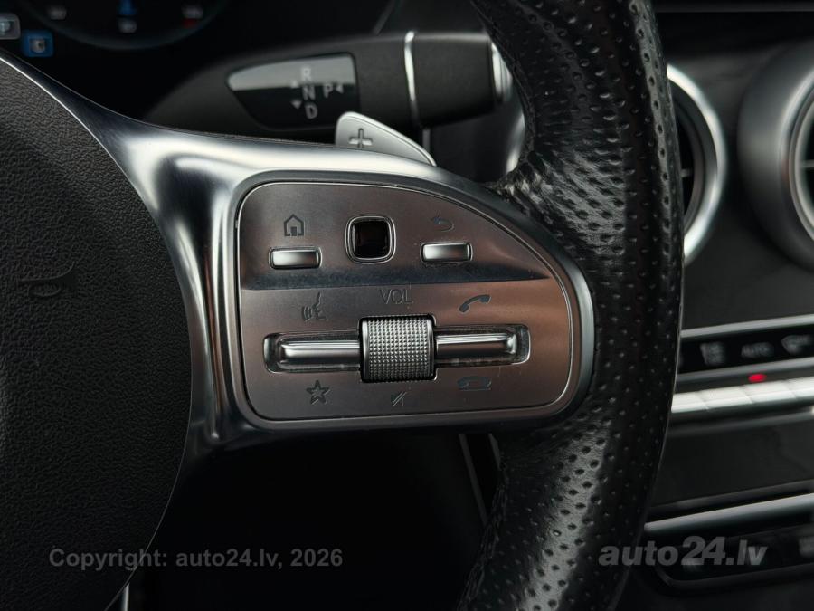 Melns Mercedes-Benz GLC-Class 2020 Pērnava, ar dzinēja tilpumu 2.90 L un nobraukumu 169 tūkst. km par 34900 €, foto 22 vietnē AUTOMOTO.COM.LV