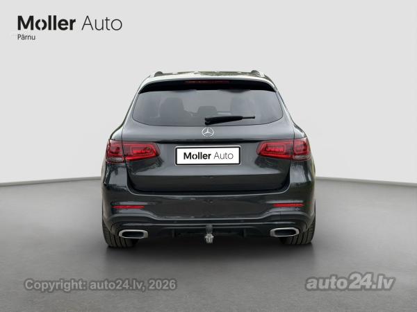 Melns Mercedes-Benz GLC-Class 2020 Pērnava, ar dzinēja tilpumu 2.90 L un nobraukumu 169 tūkst. km par 34900 €, foto 5 vietnē AUTOMOTO.COM.LV