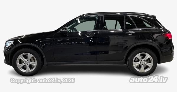 Черный Мерседес ГЛЦ-Класс 2021 в Тарту, объемом двигателя 2.00 л и пробегом 106 тыс. км за 31500 €, фото 5 на AUTOMOTO.COM.LV
