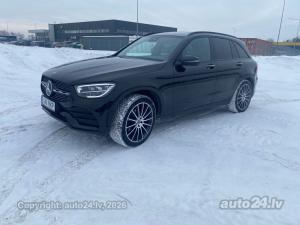 Black Mercedes-Benz GLC-Class 2022 in Tallinn, with an engine capacity of 2.00 L and mileage of 73 thousand km for 29900 €, photo 3 on AUTOMOTO.COM.LV