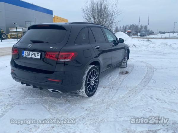 Black Mercedes-Benz GLC-Class 2022 in Tallinn, with an engine capacity of 2.00 L and mileage of 73 thousand km for 29900 €, photo 4 on AUTOMOTO.COM.LV