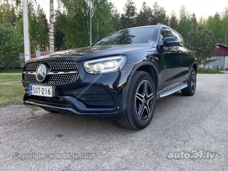 Black Mercedes-Benz GLC-Class 2022 in Tallinn, with an engine capacity of 2.00 L and mileage of 105 thousand km for 34900 €, photo 1 on AUTOMOTO.COM.LV