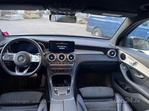 Black Mercedes-Benz GLC-Class 2022 in Tallinn, with an engine capacity of 2.00 L and mileage of 105 thousand km for 34900 €, photo 8 on AUTOMOTO.COM.LV