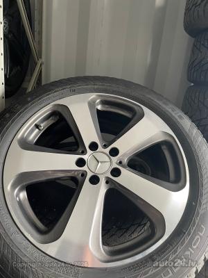 Black Mercedes-Benz GLC-Class 2022 in Tallinn, with an engine capacity of 2.00 L and mileage of 105 thousand km for 34900 €, photo 11 on AUTOMOTO.COM.LV