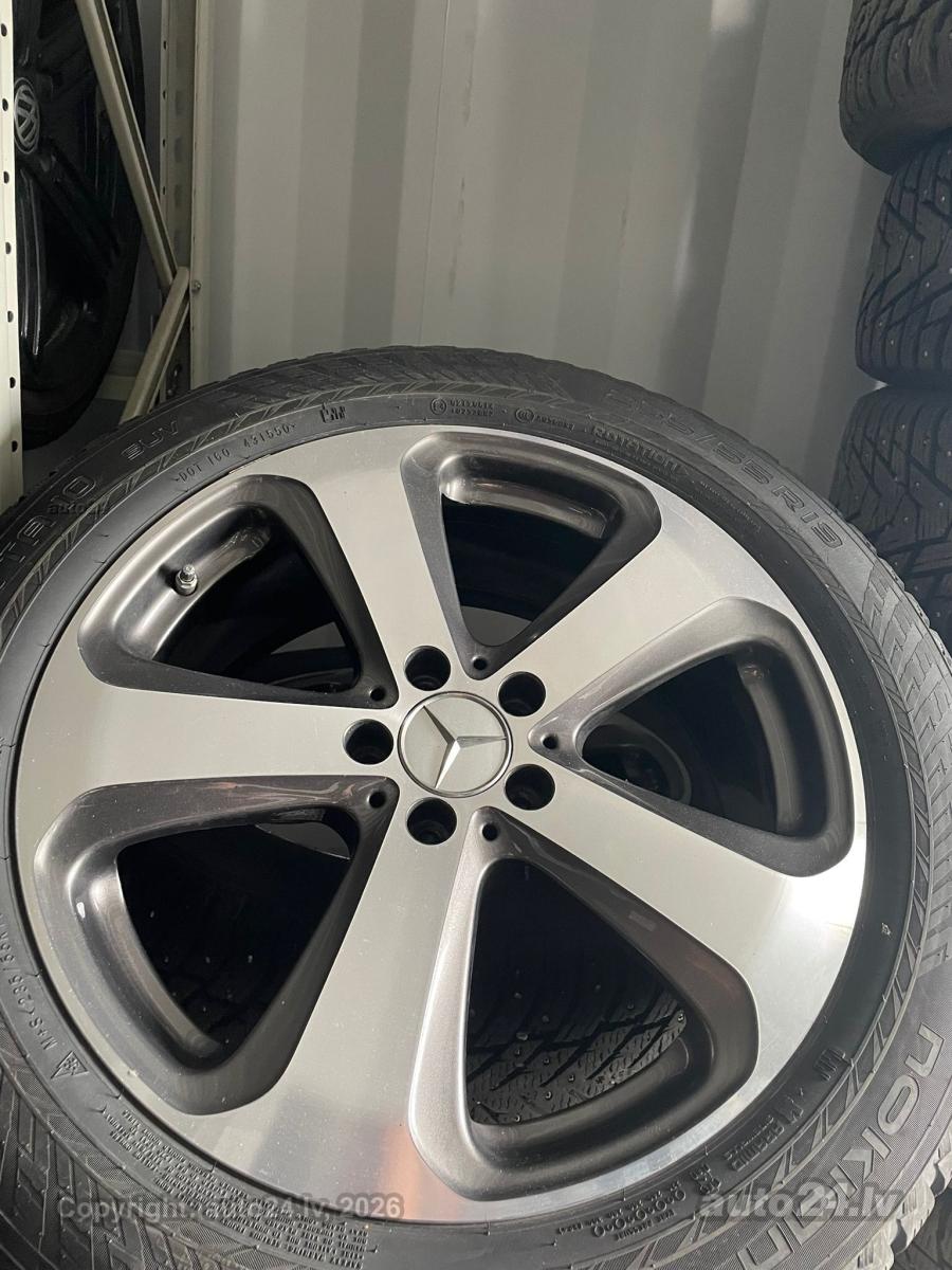 Black Mercedes-Benz GLC-Class 2022 in Tallinn, with an engine capacity of 2.00 L and mileage of 105 thousand km for 34900 €, photo 11 on AUTOMOTO.COM.LV