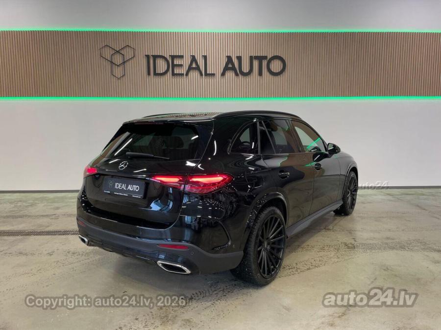Black Mercedes-Benz GLC-Class 2023 in Tallinn, with an engine capacity of 2.00 L and mileage of 27 thousand km for 53900 €, photo 4 on AUTOMOTO.COM.LV