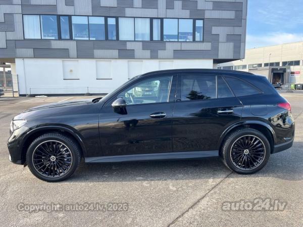 Melns Mercedes-Benz GLC-Class 2023 Tallina, ar dzinēja tilpumu 2.00 L un nobraukumu 24 tūkst. km par 71900 €, foto 2 vietnē AUTOMOTO.COM.LV