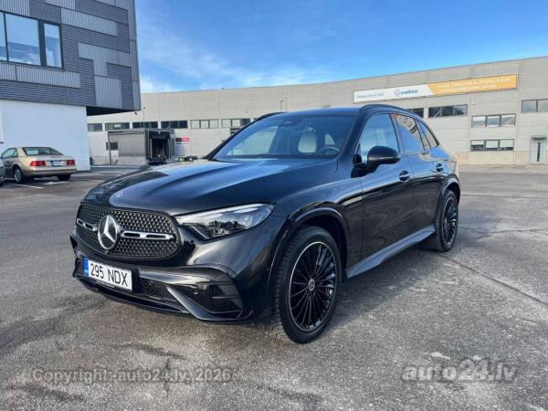 Melns Mercedes-Benz GLC-Class 2023 Tallina, ar dzinēja tilpumu 2.00 L un nobraukumu 24 tūkst. km par 71900 €, foto 5 vietnē AUTOMOTO.COM.LV