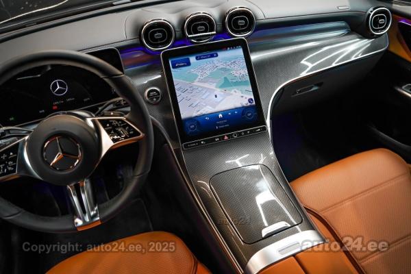 Melns Mercedes-Benz GLC-Class 2025 Tallina, ar dzinēja tilpumu 2.00 L un nobraukumu 2 tūkst. km par 65900 €, foto 11 vietnē AUTOMOTO.COM.LV