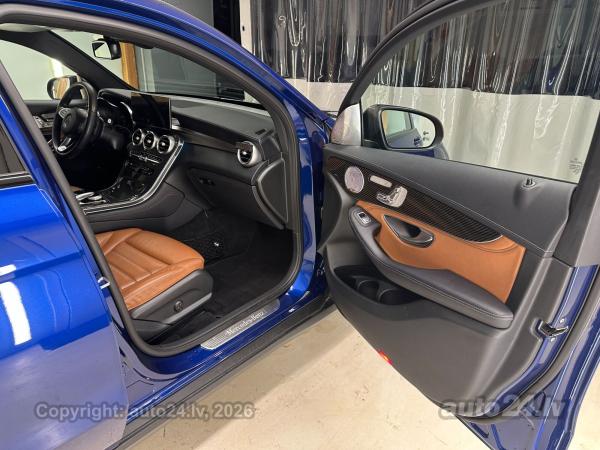 Zils Mercedes-Benz GLC-Class 2017 Tallina, ar dzinēja tilpumu 3.00 L un nobraukumu 130 tūkst. km par 28000 €, foto 4 vietnē AUTOMOTO.COM.LV