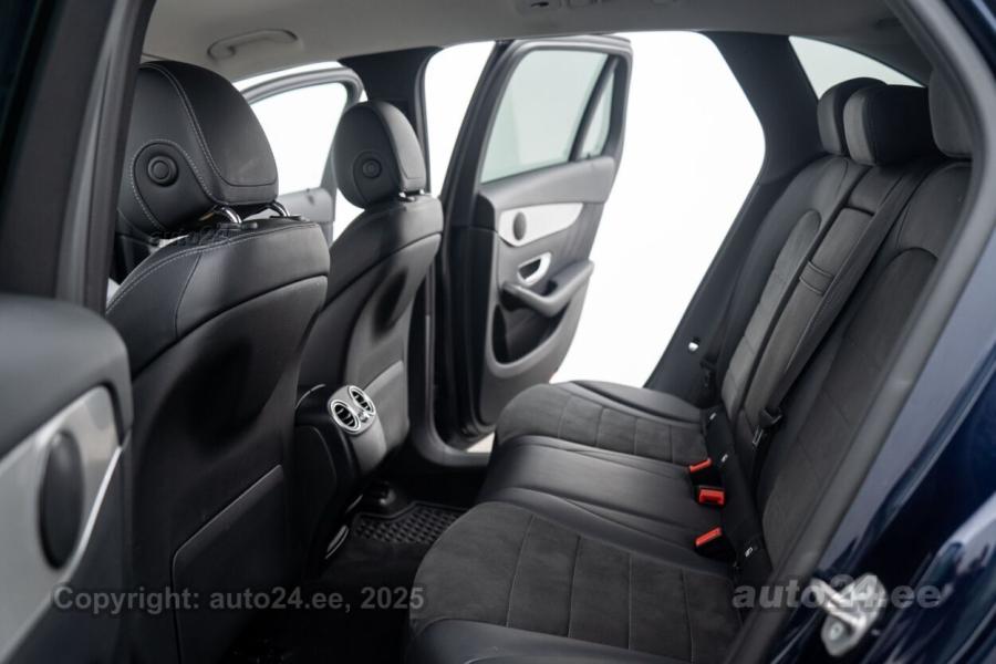 Zils Mercedes-Benz GLC-Class 2017 Tallina, ar dzinēja tilpumu 2.00 L un nobraukumu 175 tūkst. km par 21999 €, foto 8 vietnē AUTOMOTO.COM.LV