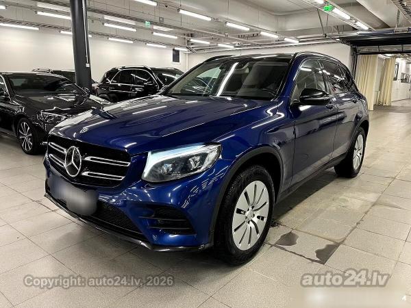 Zils Mercedes-Benz GLC-Class 2018 Tallina, ar dzinēja tilpumu 2.00 L un nobraukumu 176 tūkst. km par 20500 €, foto 2 vietnē AUTOMOTO.COM.LV