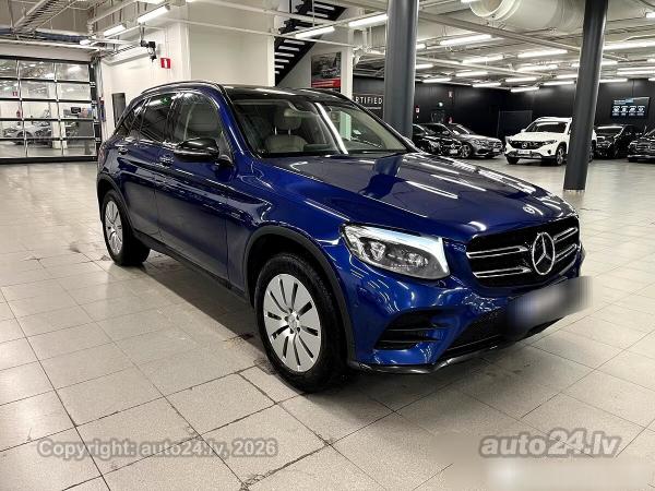 Zils Mercedes-Benz GLC-Class 2018 Tallina, ar dzinēja tilpumu 2.00 L un nobraukumu 176 tūkst. km par 20500 €, foto 6 vietnē AUTOMOTO.COM.LV
