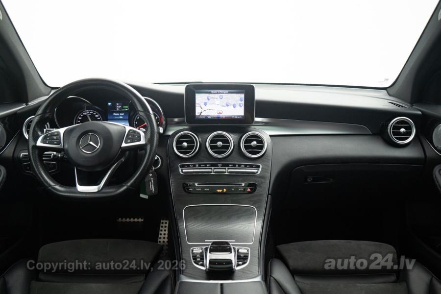 Brūns Mercedes-Benz GLC-Class 2018 Tallina, ar dzinēja tilpumu 2.00 L un nobraukumu 195 tūkst. km par 16999 €, foto 14 vietnē AUTOMOTO.COM.LV