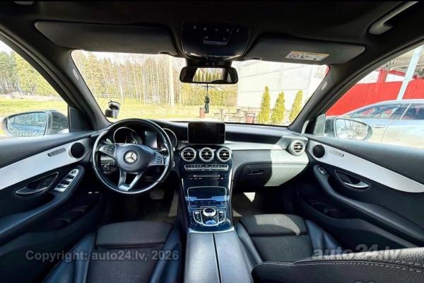 Pelēks Mercedes-Benz GLC-Class 2016 Tallina, ar dzinēja tilpumu 2.10 L un nobraukumu 185 tūkst. km par 21500 €, foto 6 vietnē AUTOMOTO.COM.LV