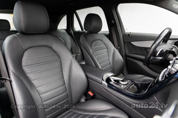 Grey Mercedes-Benz GLC-Class 2017 in Tallinn, with an engine capacity of 2.00 L and mileage of 134 thousand km for 18900 €, photo 10 on AUTOMOTO.COM.LV