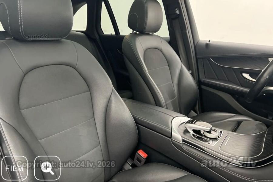 Pelēks Mercedes-Benz GLC-Class 2019 Tallina, ar dzinēja tilpumu 2.10 L un nobraukumu 106 tūkst. km par 23500 €, foto 23 vietnē AUTOMOTO.COM.LV