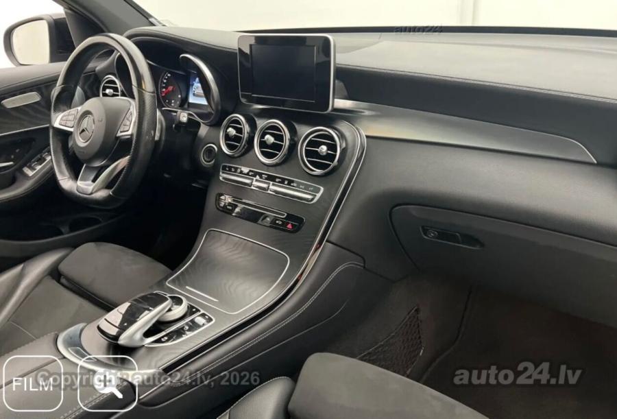 Pelēks Mercedes-Benz GLC-Class 2019 Tallina, ar dzinēja tilpumu 2.10 L un nobraukumu 106 tūkst. km par 23500 €, foto 24 vietnē AUTOMOTO.COM.LV