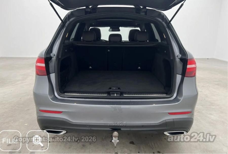 Pelēks Mercedes-Benz GLC-Class 2019 Tallina, ar dzinēja tilpumu 2.10 L un nobraukumu 106 tūkst. km par 23500 €, foto 27 vietnē AUTOMOTO.COM.LV