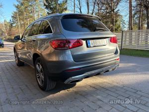 Pelēks Mercedes-Benz GLC-Class 2019 Tallina, ar dzinēja tilpumu 2.00 L un nobraukumu 104 tūkst. km par 349000 €, foto 6 vietnē AUTOMOTO.COM.LV