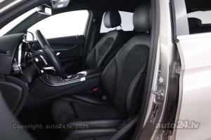 Pelēks Mercedes-Benz GLC-Class 2019 Tallina, ar dzinēja tilpumu 2.00 L un nobraukumu 122 tūkst. km par 30500 €, foto 12 vietnē AUTOMOTO.COM.LV