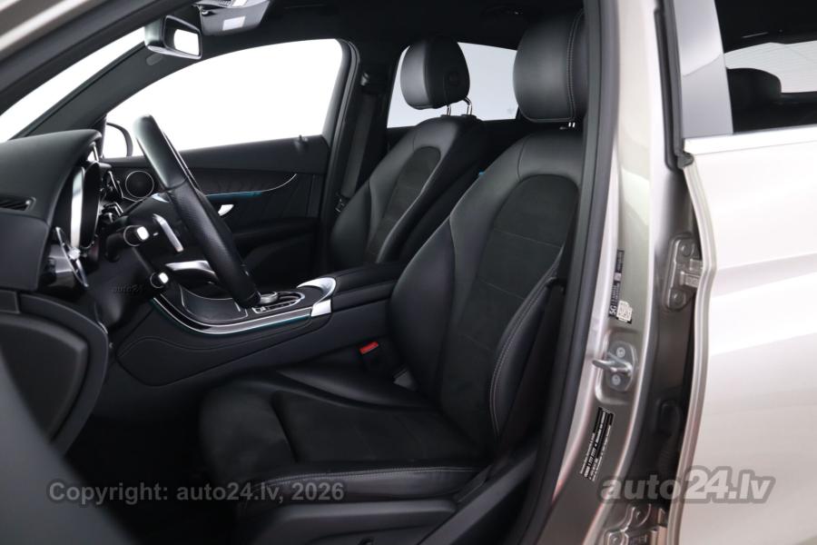 Pelēks Mercedes-Benz GLC-Class 2019 Tallina, ar dzinēja tilpumu 2.00 L un nobraukumu 122 tūkst. km par 30500 €, foto 12 vietnē AUTOMOTO.COM.LV