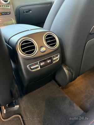 Pelēks Mercedes-Benz GLC-Class 2020 Tallina, ar dzinēja tilpumu 3.00 L un nobraukumu 104 tūkst. km par 39900 €, foto 22 vietnē AUTOMOTO.COM.LV