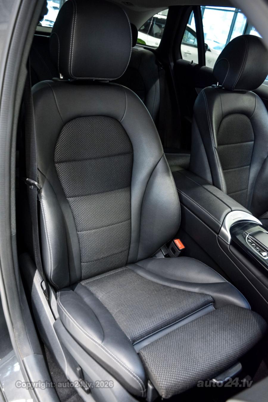 Pelēks Mercedes-Benz GLC-Class 2021 Tallina, ar dzinēja tilpumu 2.00 L un nobraukumu 78 tūkst. km par 39900 €, foto 17 vietnē AUTOMOTO.COM.LV