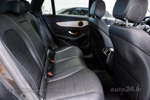 Pelēks Mercedes-Benz GLC-Class 2021 Tallina, ar dzinēja tilpumu 2.00 L un nobraukumu 78 tūkst. km par 39900 €, foto 21 vietnē AUTOMOTO.COM.LV