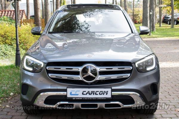 Pelēks Mercedes-Benz GLC-Class 2021 Tallina, ar dzinēja tilpumu 2.00 L un nobraukumu 118 tūkst. km par 39990 €, foto 6 vietnē AUTOMOTO.COM.LV