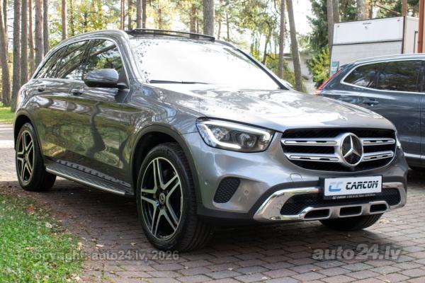 Pelēks Mercedes-Benz GLC-Class 2021 Tallina, ar dzinēja tilpumu 2.00 L un nobraukumu 118 tūkst. km par 39990 €, foto 8 vietnē AUTOMOTO.COM.LV