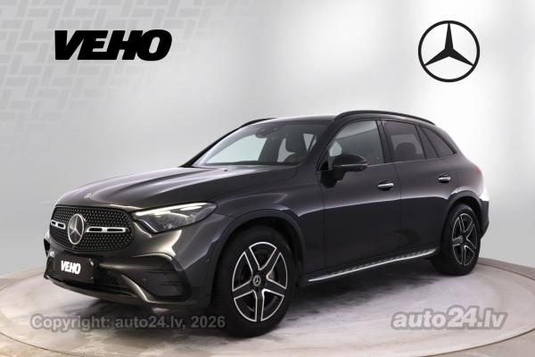 Серый Мерседес ГЛЦ-Класс 2023 в Таллин, объемом двигателя 2.00 л и пробегом 111 тыс. км за 49900 €, фото 1 на AUTOMOTO.COM.LV