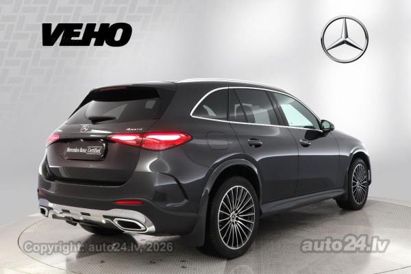 Pelēks Mercedes-Benz GLC-Class 2024 Tallina, ar dzinēja tilpumu 2.00 L un nobraukumu 19 tūkst. km par 72900 €, foto 3 vietnē AUTOMOTO.COM.LV