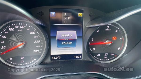 Grey Mercedes-Benz GLC-Class 2017 in Tartu, with an engine capacity of 0.00 L and mileage of 177 thousand km for 29900 €, photo 11 on AUTOMOTO.COM.LV
