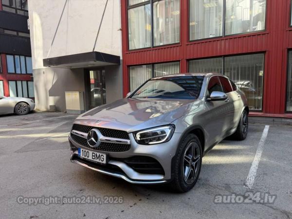 Pelēks Mercedes-Benz GLC-Class 2021 Tallina, ar dzinēja tilpumu 2.00 L un nobraukumu 74 tūkst. km par 39990 €, foto 1 vietnē AUTOMOTO.COM.LV