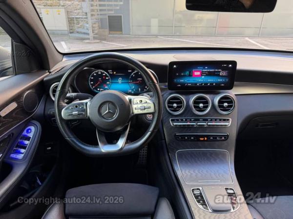 Pelēks Mercedes-Benz GLC-Class 2021 Tallina, ar dzinēja tilpumu 2.00 L un nobraukumu 74 tūkst. km par 39990 €, foto 8 vietnē AUTOMOTO.COM.LV