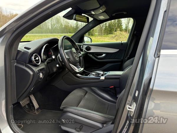 Pelēks Mercedes-Benz GLC-Class 2015 Tallina, ar dzinēja tilpumu 2.10 L un nobraukumu 218 tūkst. km par 21000 €, foto 7 vietnē AUTOMOTO.COM.LV