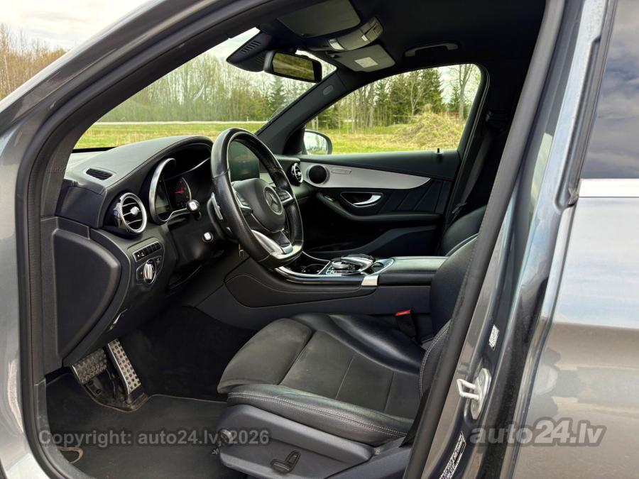 Pelēks Mercedes-Benz GLC-Class 2015 Tallina, ar dzinēja tilpumu 2.10 L un nobraukumu 218 tūkst. km par 21000 €, foto 8 vietnē AUTOMOTO.COM.LV