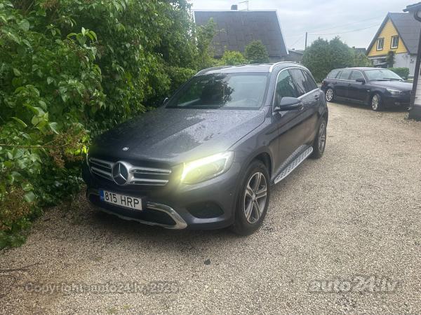 Pelēks Mercedes-Benz GLC-Class 2015 Paide, ar dzinēja tilpumu 2.10 L un nobraukumu 200 tūkst. km par 19500 €, foto 2 vietnē AUTOMOTO.COM.LV