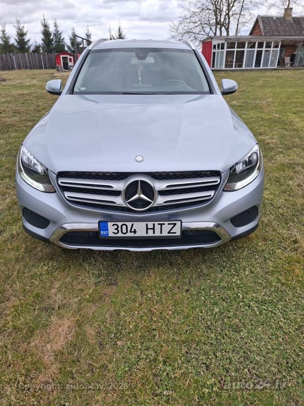 Pelēks Mercedes-Benz GLC-Class 2016 Jehvi, ar dzinēja tilpumu 2.15 L un nobraukumu 209 tūkst. km par 19500 €, foto 1 vietnē AUTOMOTO.COM.LV
