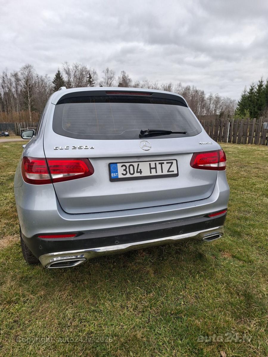 Grey Mercedes-Benz GLC-Class 2016 in Johvi, with an engine capacity of 2.15 L and mileage of 209 thousand km for 19500 €, photo 4 on AUTOMOTO.COM.LV