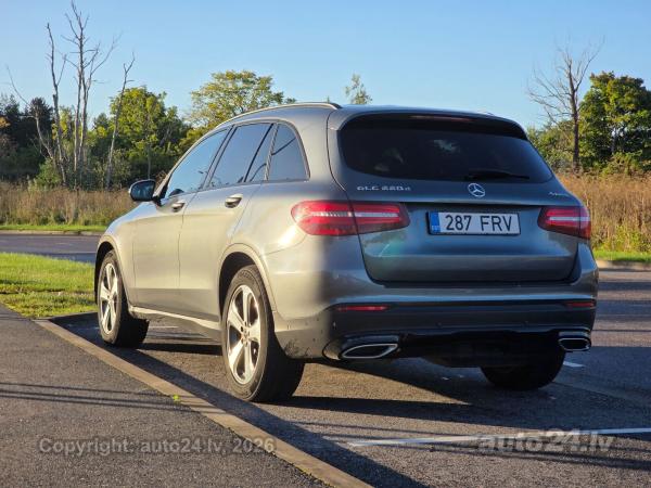 Mercedes-Benz GLC-Class 2016 in Tallinn on AUTOMOTO.COM.LV Grey Mercedes-Benz GLC-Class 2016 in Tallinn, with an engine capacity of 2.10 L and mileage of 209 thousand km for 18800 €, photo 7 on AUTOMOTO.COM.LV